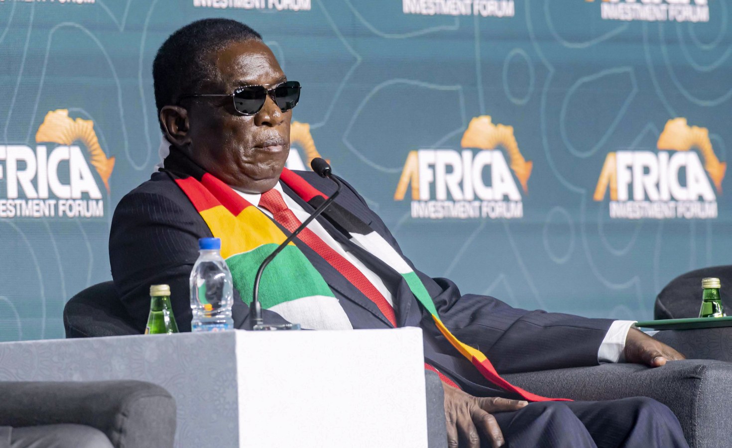 Zimbabwe: Parliament Apologises After Power Outage Interrupts Mnangagwa ...