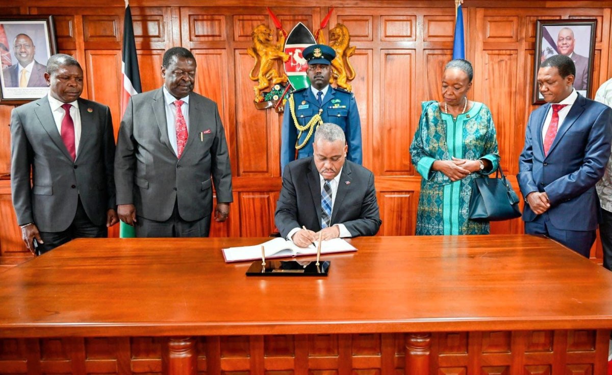 Kenya President Ruto Calls on World to Make Good on Haiti Pledges ...