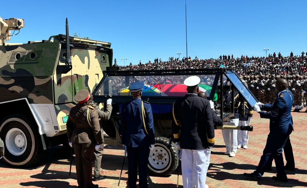 Founding Namibian President Nujoma Honoured at Military Funeral ...