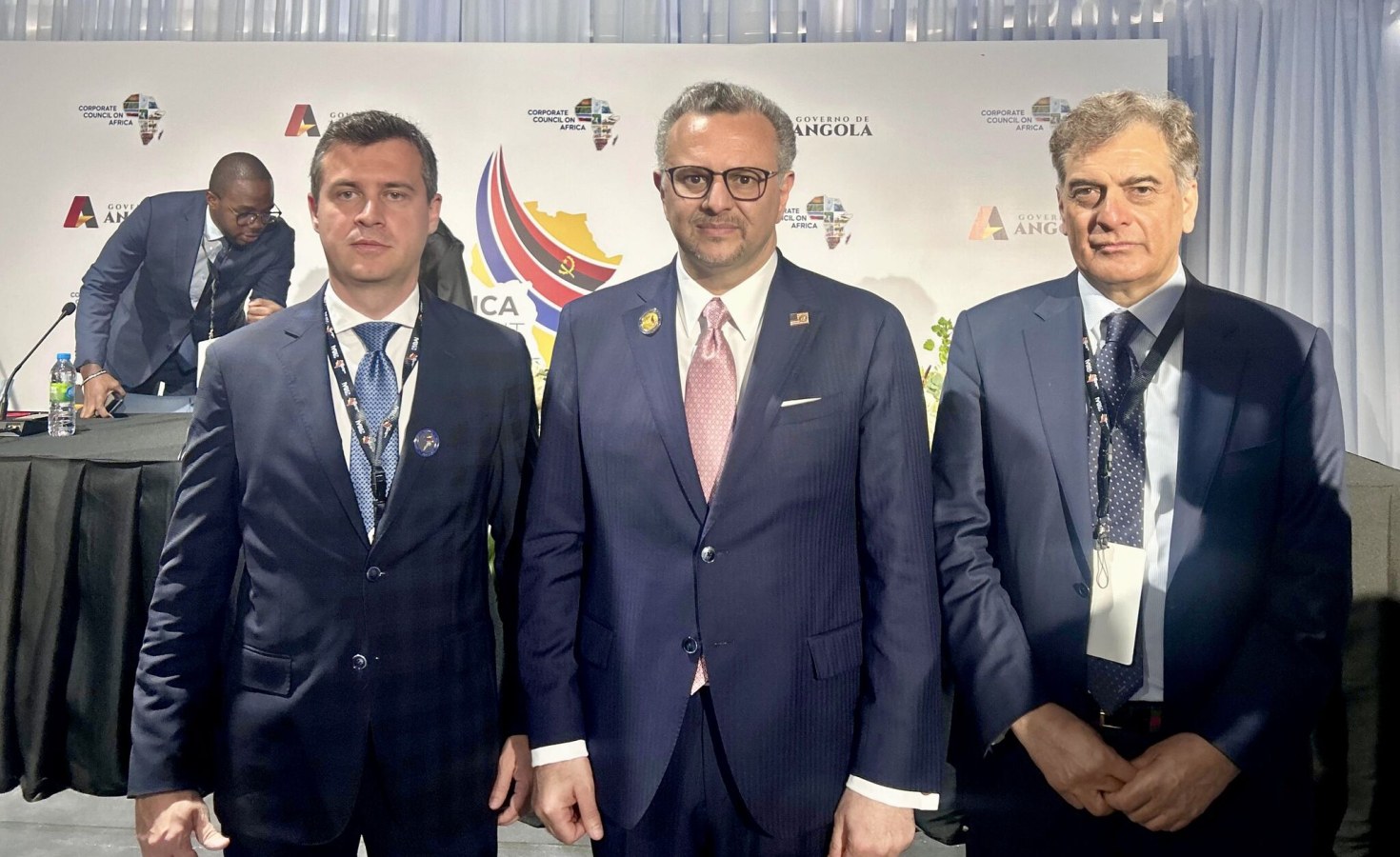 US Energy Investor Hydro-Link Signs Pact with the Government of Angola ...